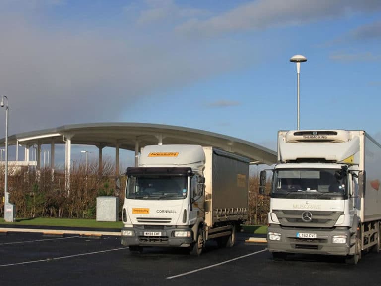 Coach facilities at Cornwall Services