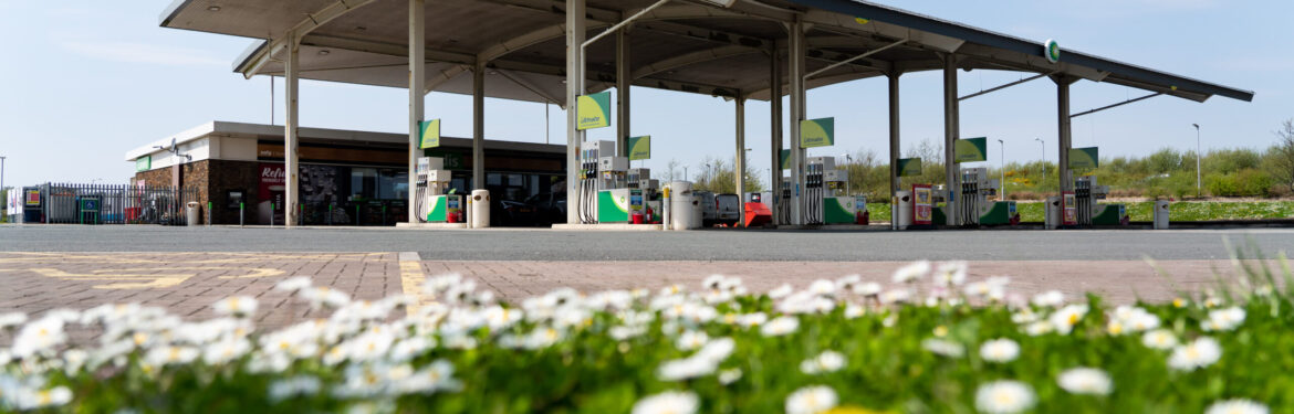 Cornwall Services - Major Service Station on the A30
